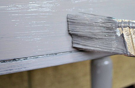 Repainting Entryway Console Table with Classy Style | Behr Canada