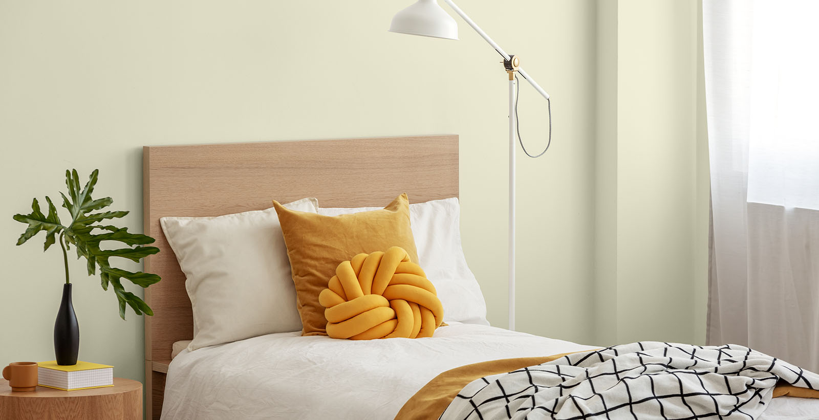 Green Bright & Happy Bedroom | Modern, Cheerful & Friendly Bedroom | Behr