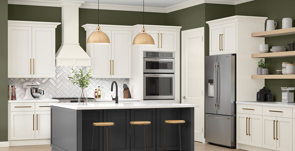 green classic bold & dramatic kitchen